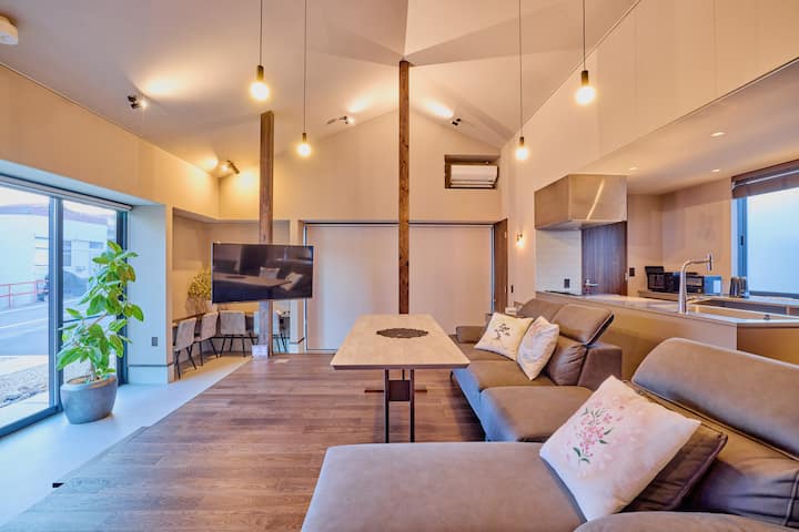 新築モダン宿『嶺』月江寺駅徒歩3分｜広々滞在＆富士山撮影名所が周辺豊富 - Tsuru