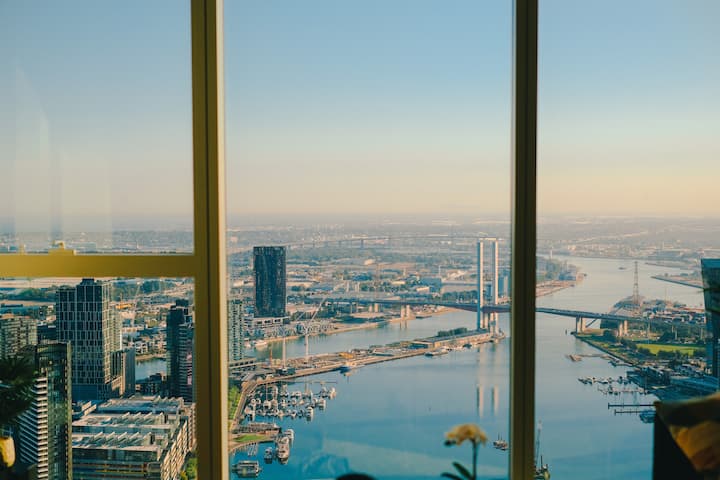 Bayview Escape In Cbd| Seaview+ Pool+ Gym - Melbourne