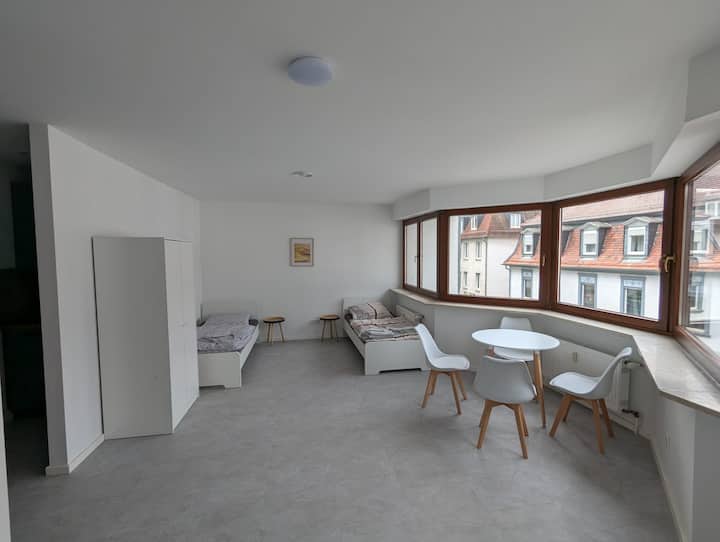 Zentrale Lage In Offenbach - Maintal