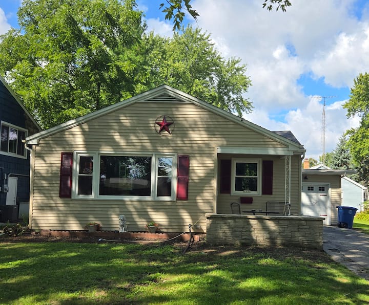 Enjoy Your Stay During  Eaa /Vacations Or Getaways - Oshkosh, WI