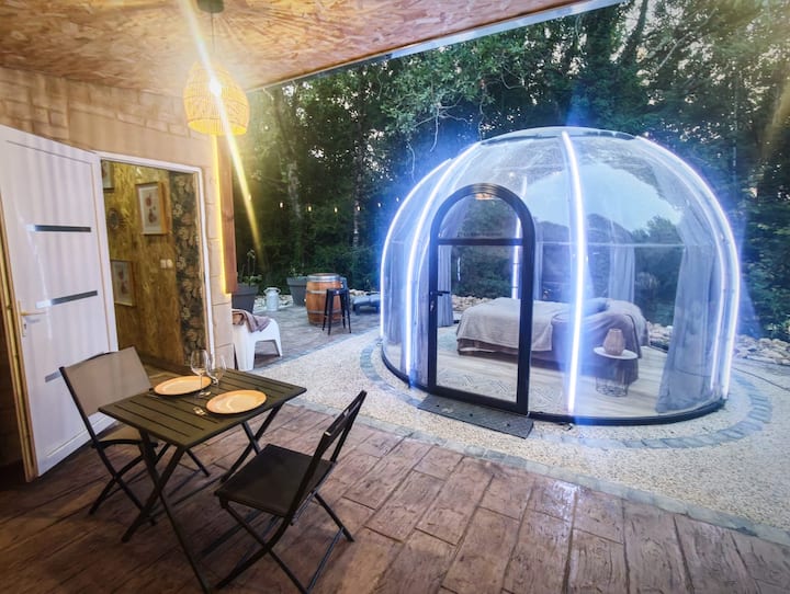 Bulle Au Milieu De La Nature - Deux-Sèvres