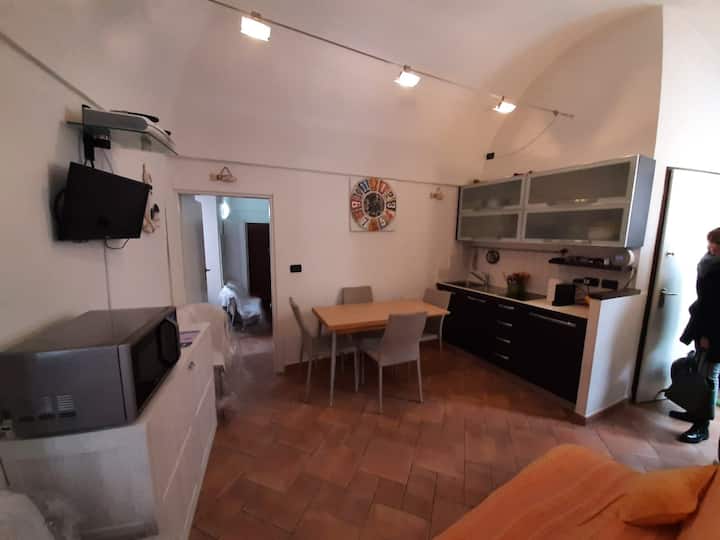 Bilocale A Due Passi Dal Mare - Imperia