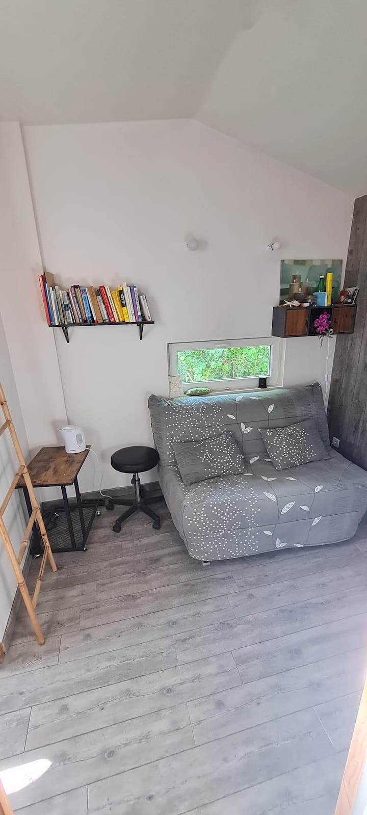 Une Chambre Dans Une Villa - Meyreuil