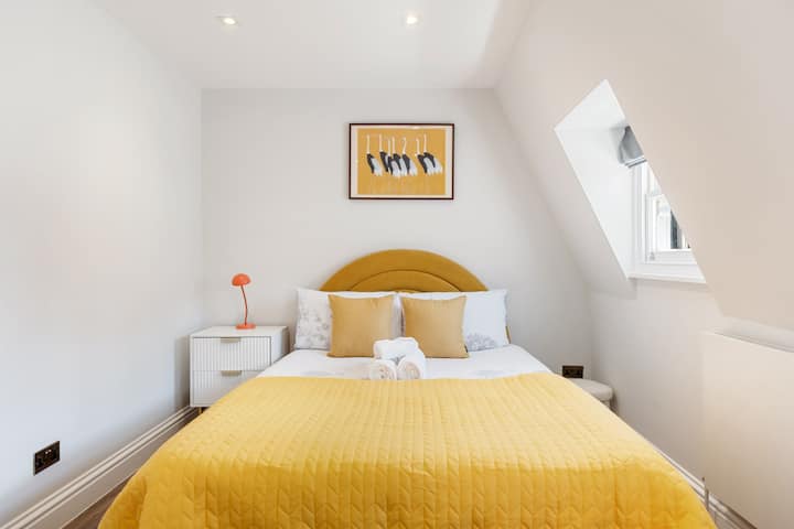 Stylish 2br Townhouse In Pimlico - London