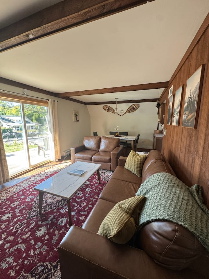 Lake Chalet-million Dollar Beach - Lake George, NY