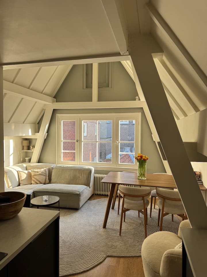 Cozy Jordaan | 2br Apartment | Ideal For Couples - Amsterdam