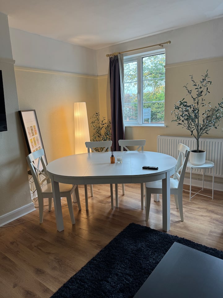 Spacious 4-bed Contractors /Lrg Family, & Wi-fi - Rutland