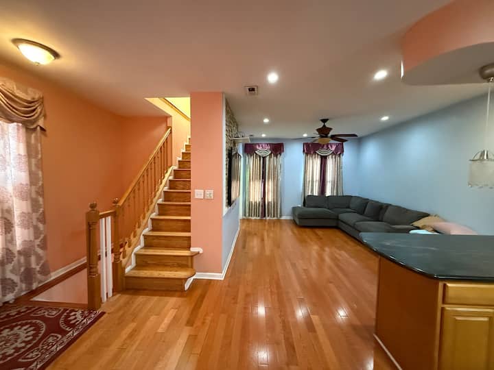 Welcome To Feng's Urban Oasis! - Chicago