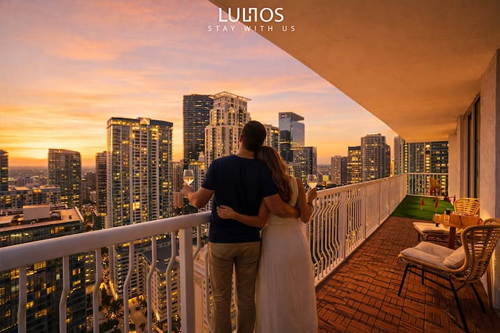 Brickell Highrise: City & Ocean Views/gym/pool - Miami, FL