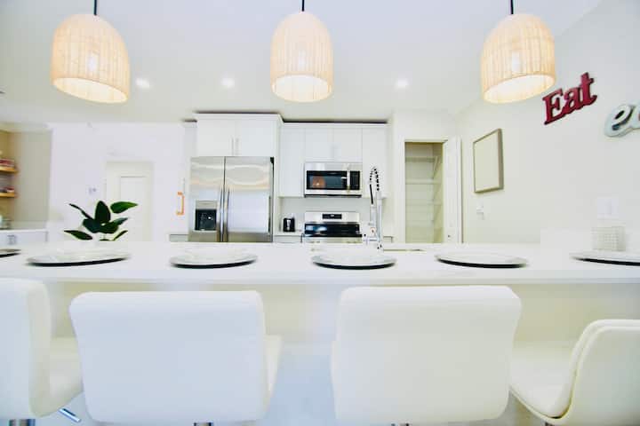 Mins To Restaurants & Beach! - Delray Beach, FL