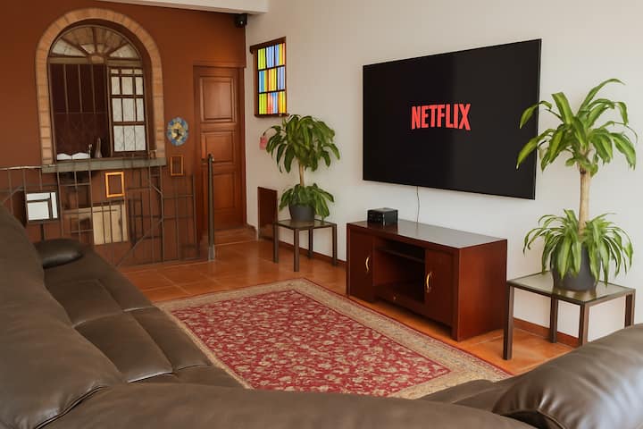 6 Min To Antigua By Car | Super Host* 4.94 Rating - Guatemala