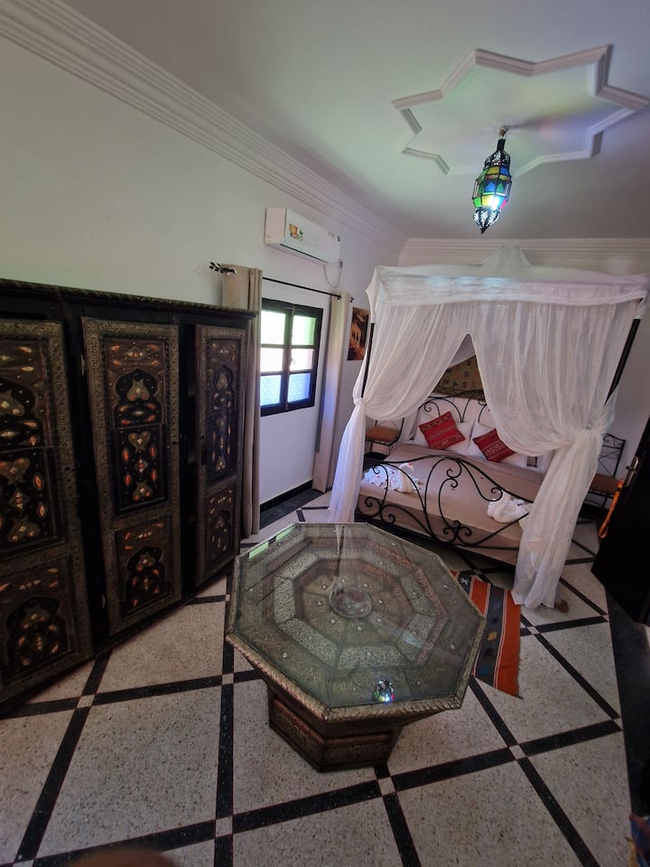 Appartement Traditionnel Au Cœur De La Médina - Marrakesh