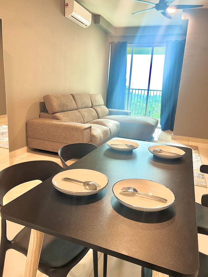 Condo With Swimming Pool View - Sungai Buloh