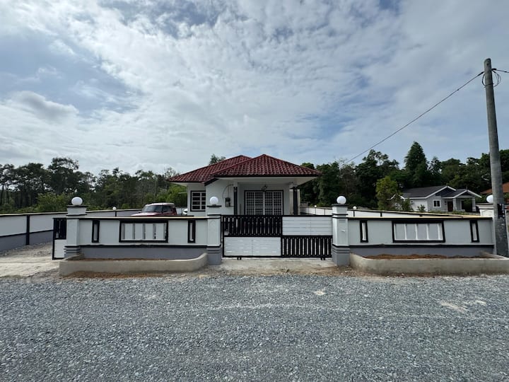 Teratak Dungun Homestay - Kuala Dungun