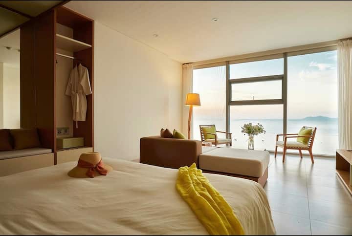 Căn Hộ 2 Bed View Biển Tầng 15 - Da Nang
