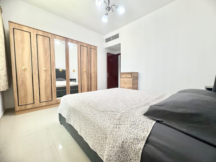 Clean Apart In Al Khan - Sharjah