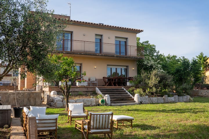 L'ametller, Casa Alt Empordà - Figueras