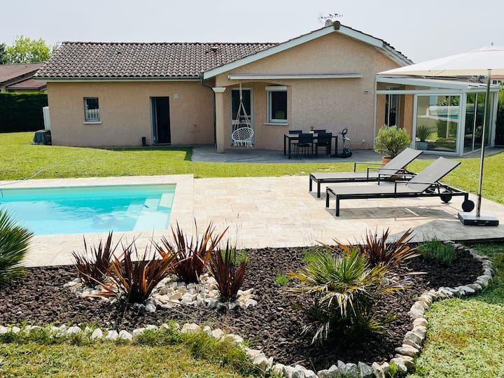 Maison Avec Piscine Privée - Proximité Lyon - Pérouges