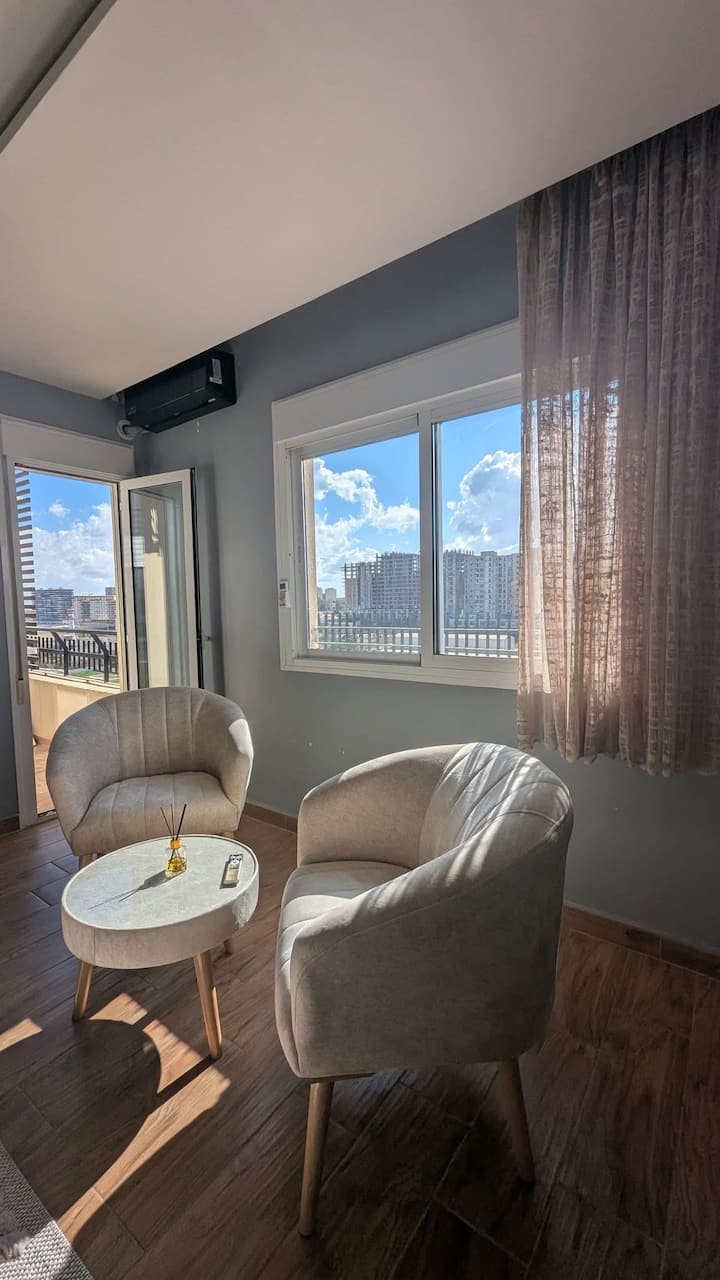 Appartement Type F2 1er Novembre - وهران