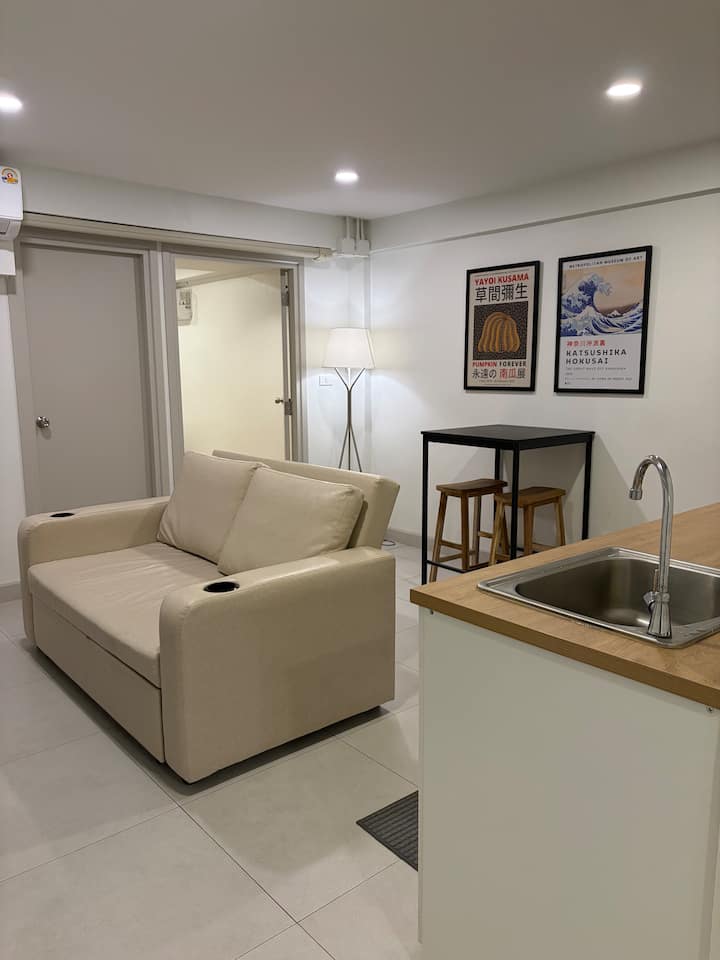 Modern 2bed/2bath Near Bkk Airport (Level 2) - Min Buri