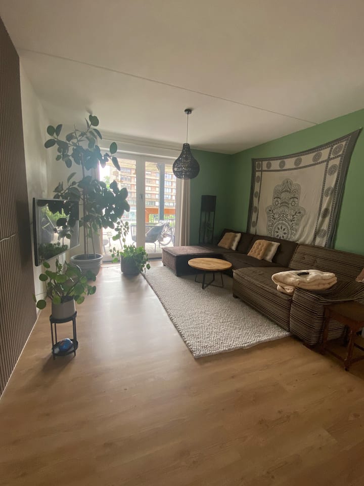 Spacious Apartment With Private Parking + Balcony - Nijmegen