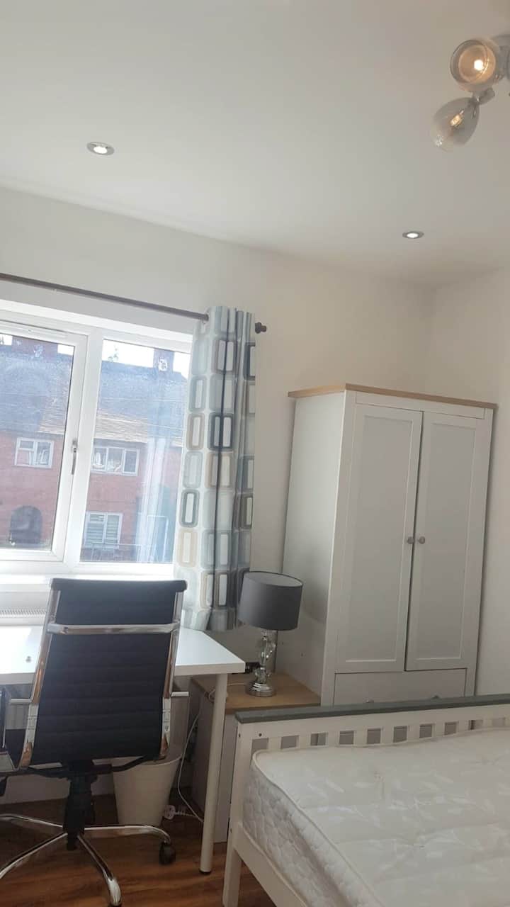 Convenient For Qmc & University - Nottingham
