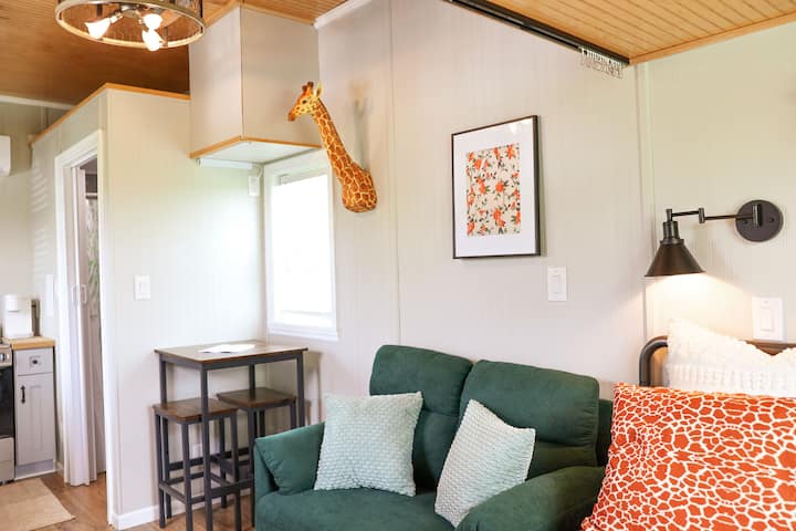 Giraffe Loft Near The Ark Encounter - Kentucky