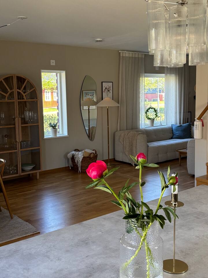 Modernt, Centralt Och Fint Läge! - Umeå