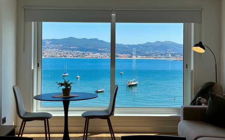 Holibai. Meiga Do Mar. Sea And Light, Baiona - Bayona, España