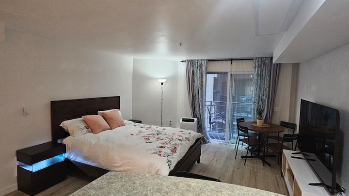 Studio Apartment In Belltown - Lumen Field