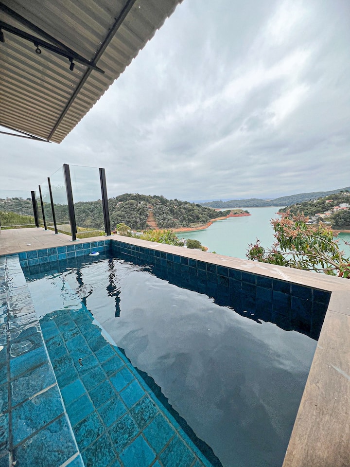 Flat Privativo Represa Igarata -Condomínio Fechado - Brazil