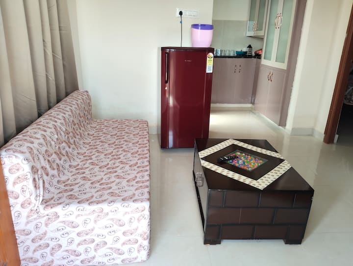 Orraica 408 : Entire 1 Bhk | Wifi | Kitchen | Ac - Hyderabad