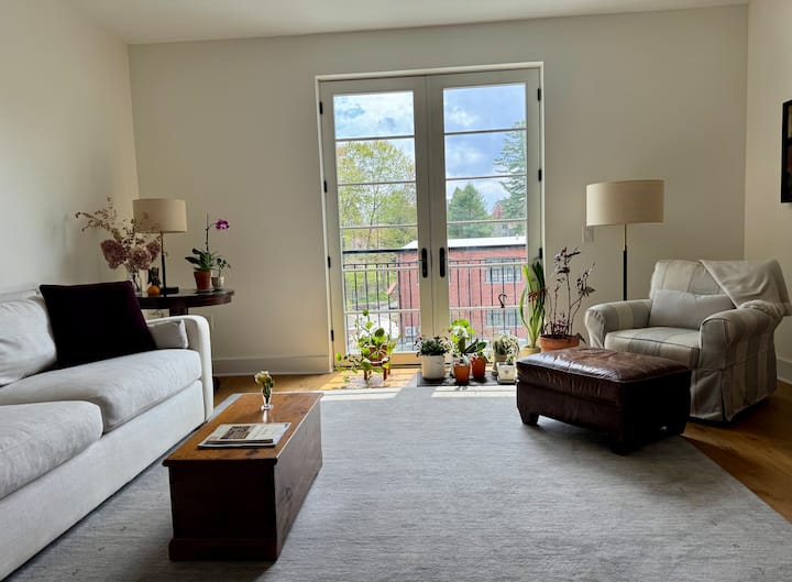 Downtown Condo - Great Barrington, MA