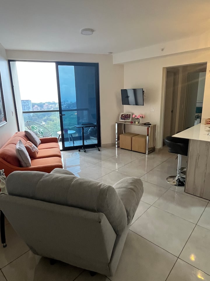 Apartamento Ubicación Estratégica, Equipado Full - San José