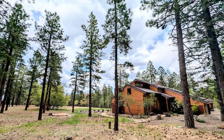 Cabin On 5-acres | Mnt Views | 3 Miles To Downtown - Flagstaff
