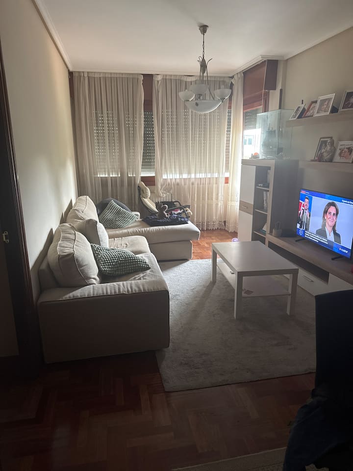 Casa En Bilbao A 10 Minutos De San Mames - Bilbao
