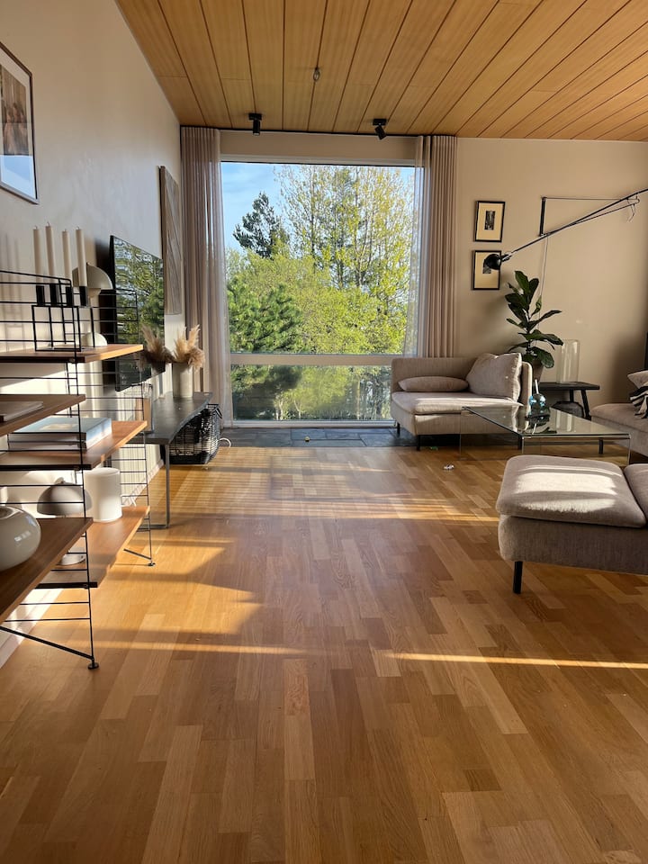 Bright Home In Kópavogur - Reykjavík