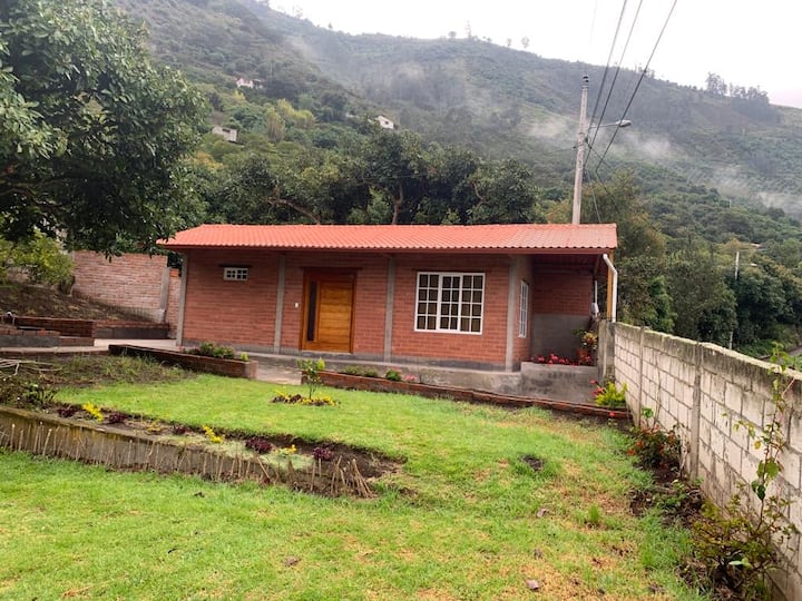 Casa Acogedora El Valle - Pelileo