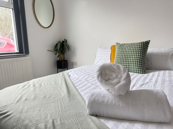 Double Room 15 Min Luton Airport Station & Town - Dunstable