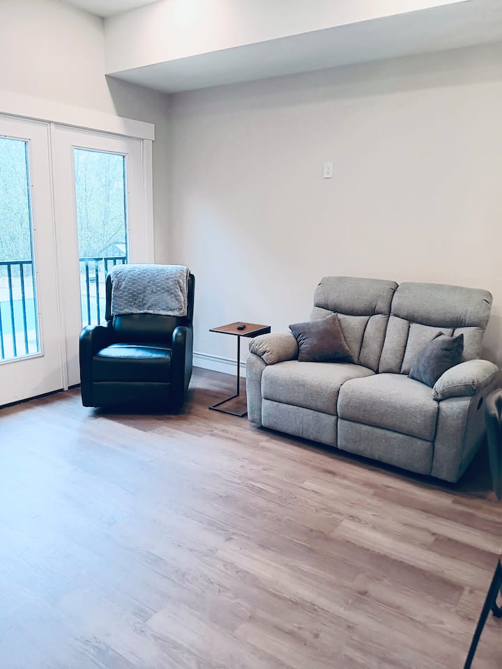 Sovereign Village Apt 219 1br - 倫敦