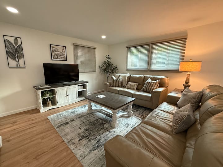 Your Perfect Retreat Home In The Heart Of Vienna - Brookfield Township, OH