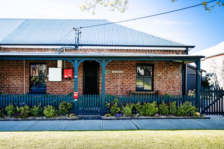 Olive Cottage Rankin St - Bathurst