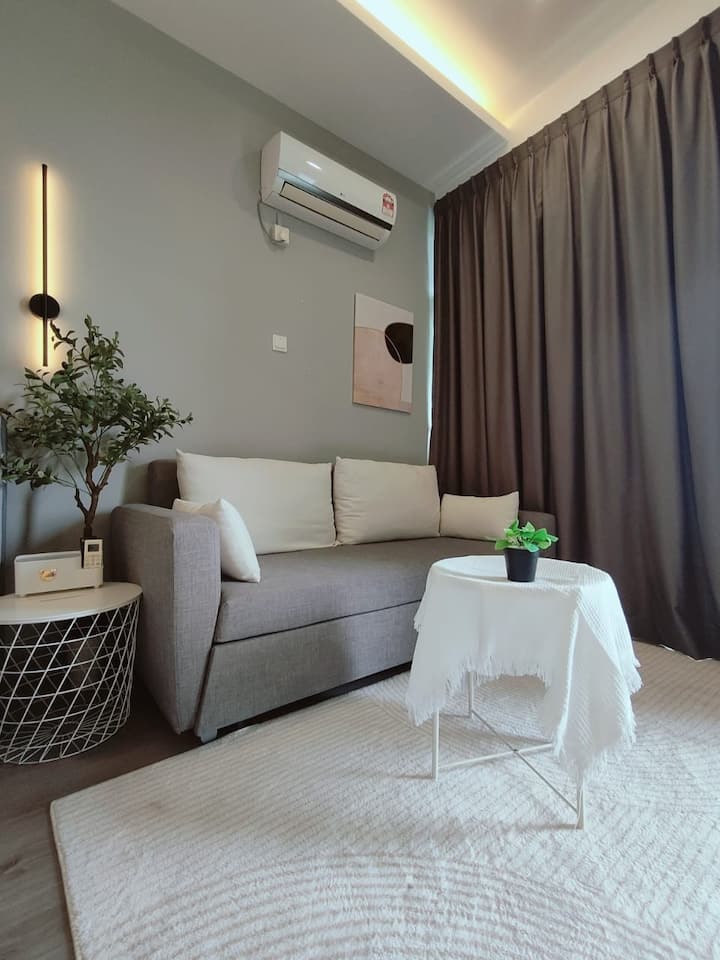 Sweet Home Cozy Lakeview Apartment - Johor Bahru