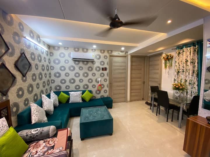Taj Delight Luxury - Agra