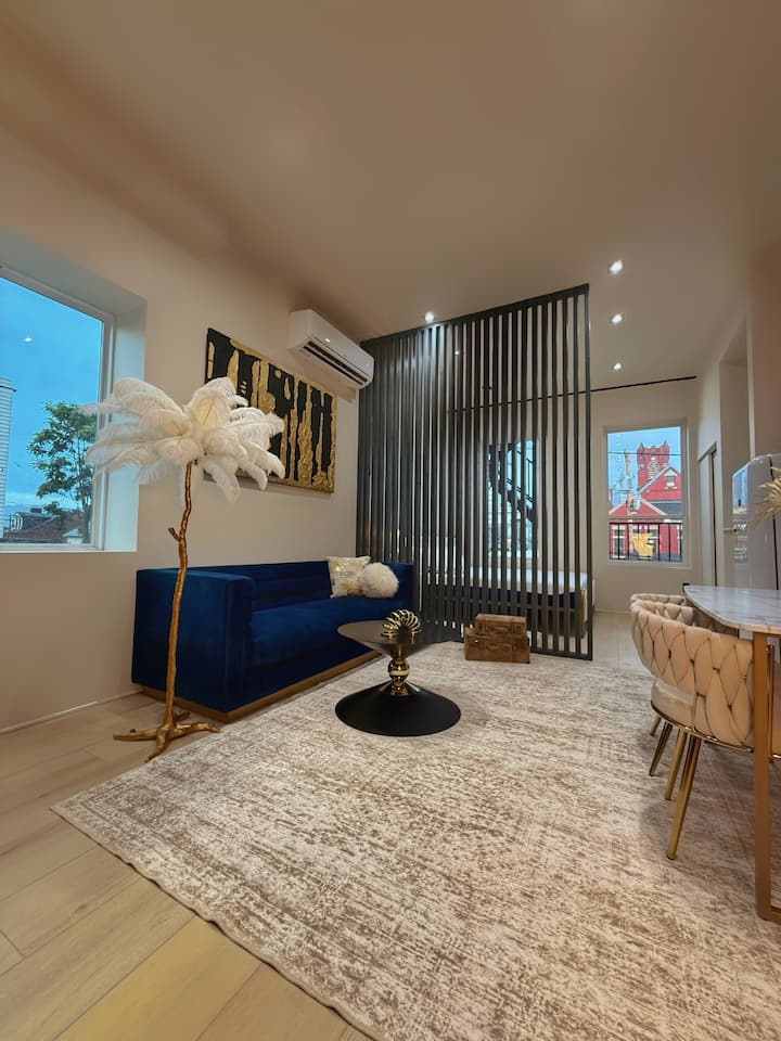 City View • 2 Beds • Free Parking • City Hub - Pittsburgh, PA