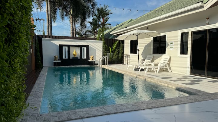 The Siam Place Pool Villa 3br - Pattaya City
