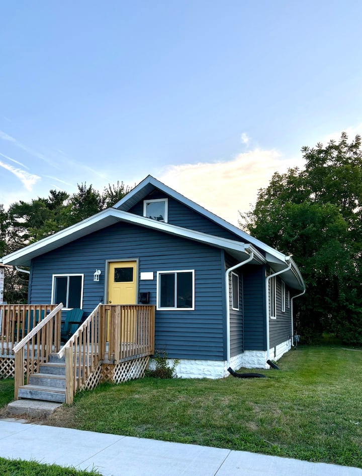 Walk To Notre Dame & Eddy St• Game Room • Porch - Splash Pad, South Bend