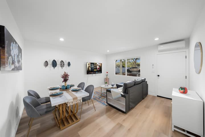 Jie's New! Urban Still – 2b Home Of Light & Pause - Pasadena