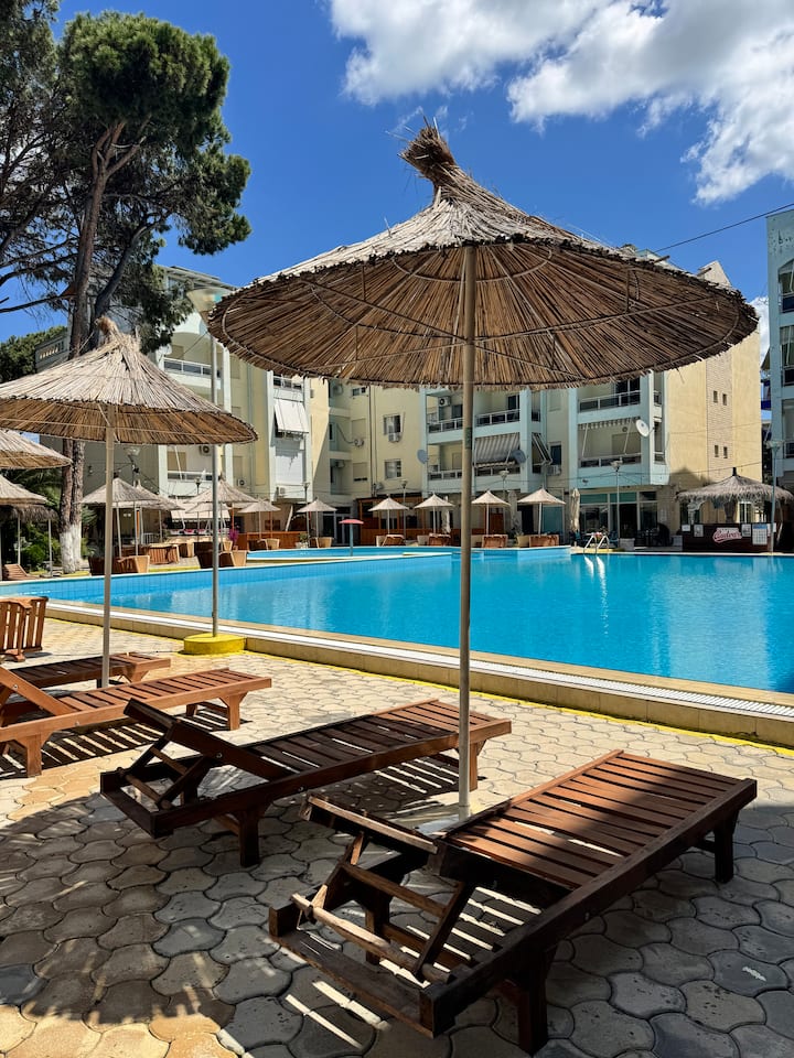Destiny Beach Apartments - Golem