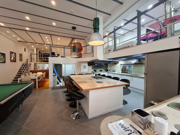 Pop Loft Luxe Un Balnéotherapie 13 Personnes - Marseille